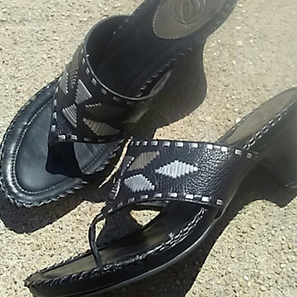 Nurture Black Aztec Design Sandal - Gem